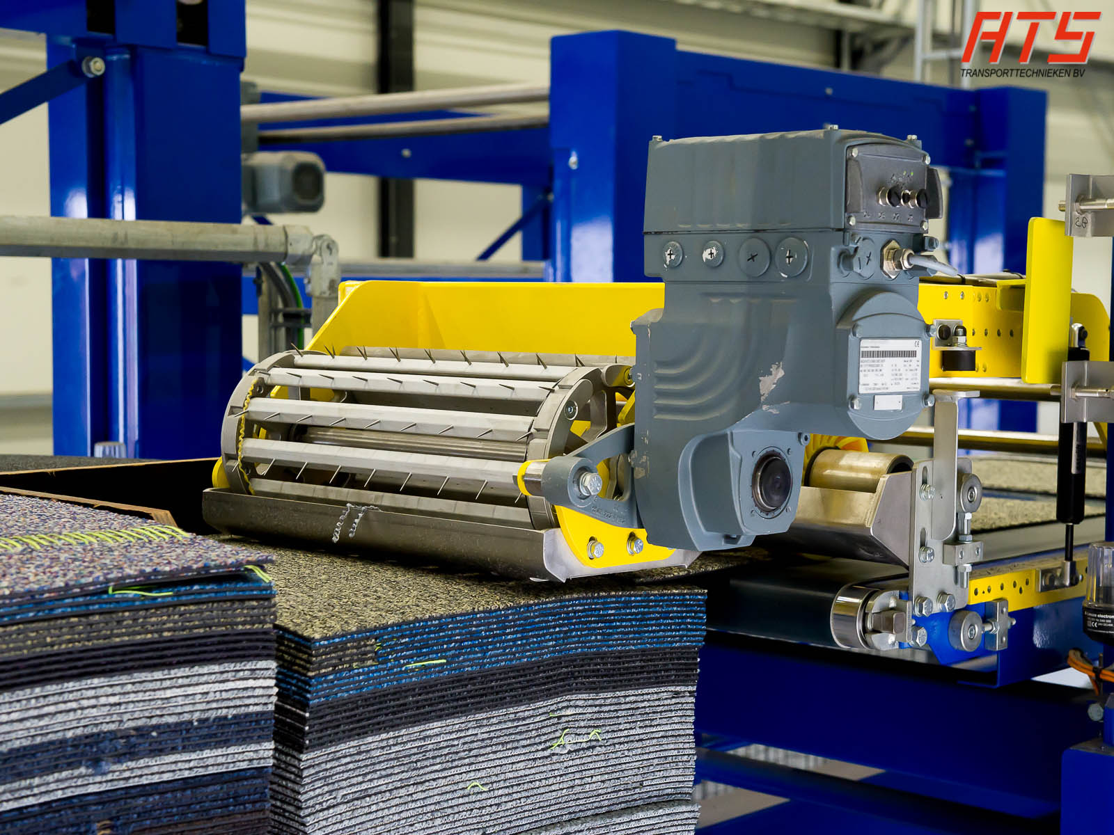 Carpet tile recycling - ATS Transporttechnieken BV
